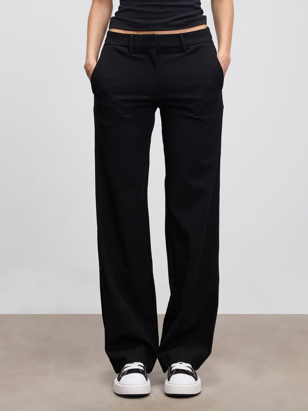 Womens Smart Tailored Trouser in Black | ARNE UK