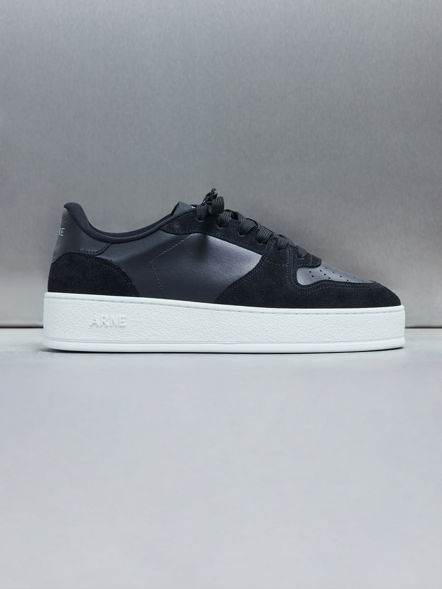 Arena Trainer in Black ARNE