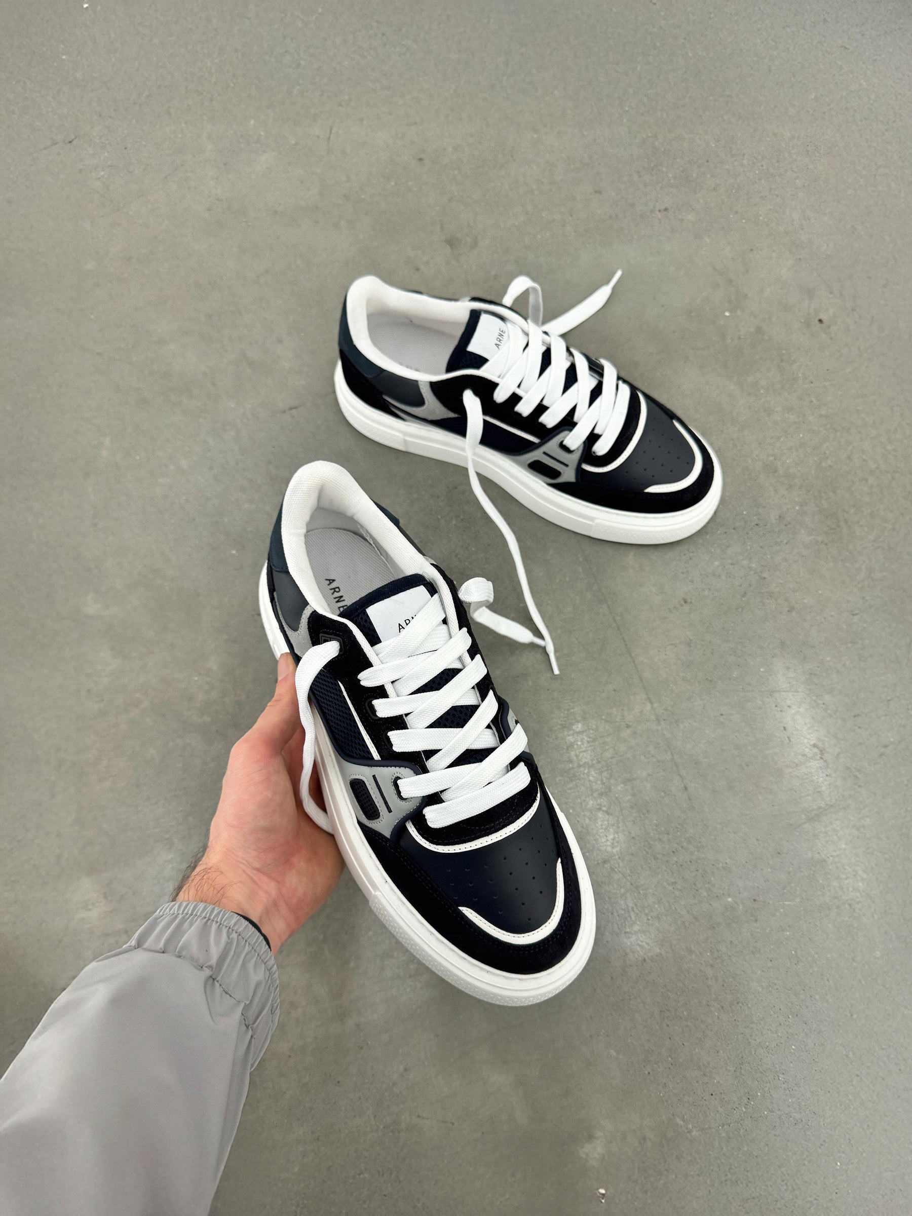 Atlas Trainer in Navy Grey | ARNE UK