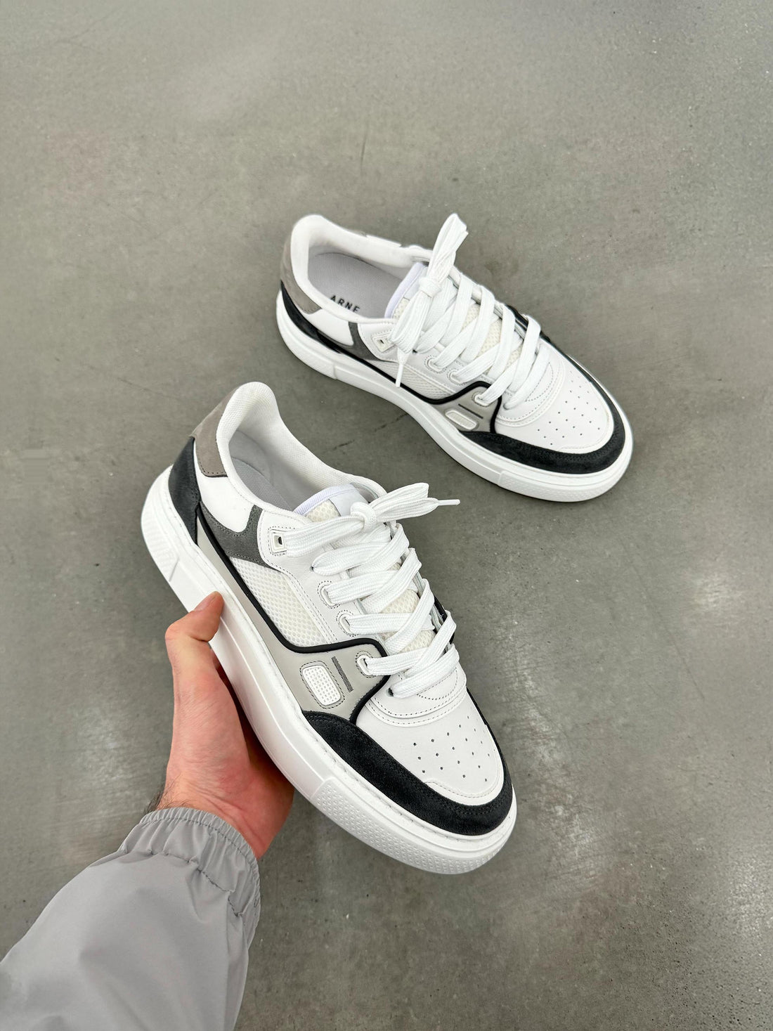 Atlas Trainer in White Grey | ARNE UK