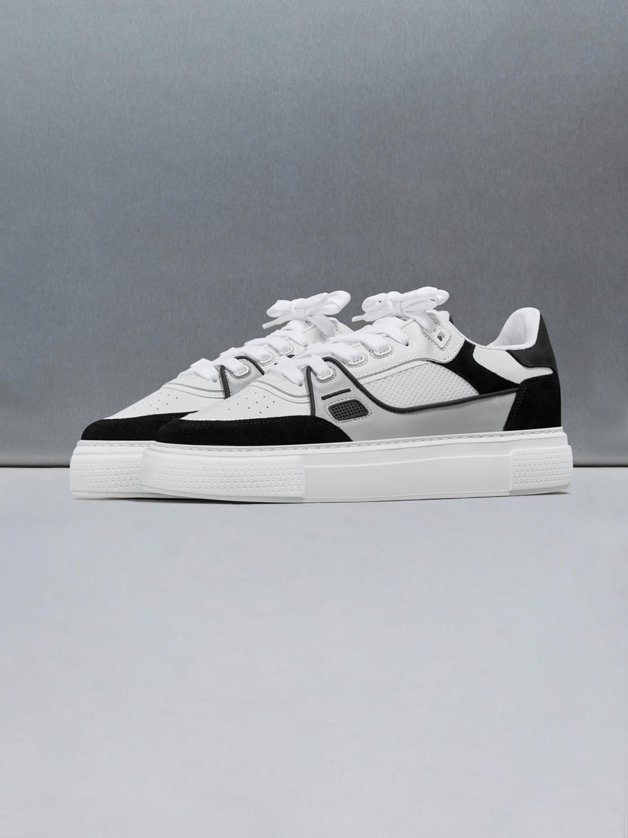 Atlas Trainer in White Black | ARNE UK