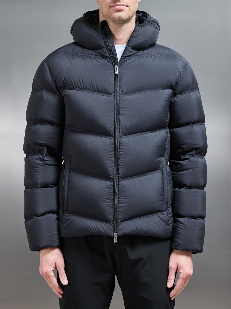 Chevron Puffer Jacket in Black ARNE