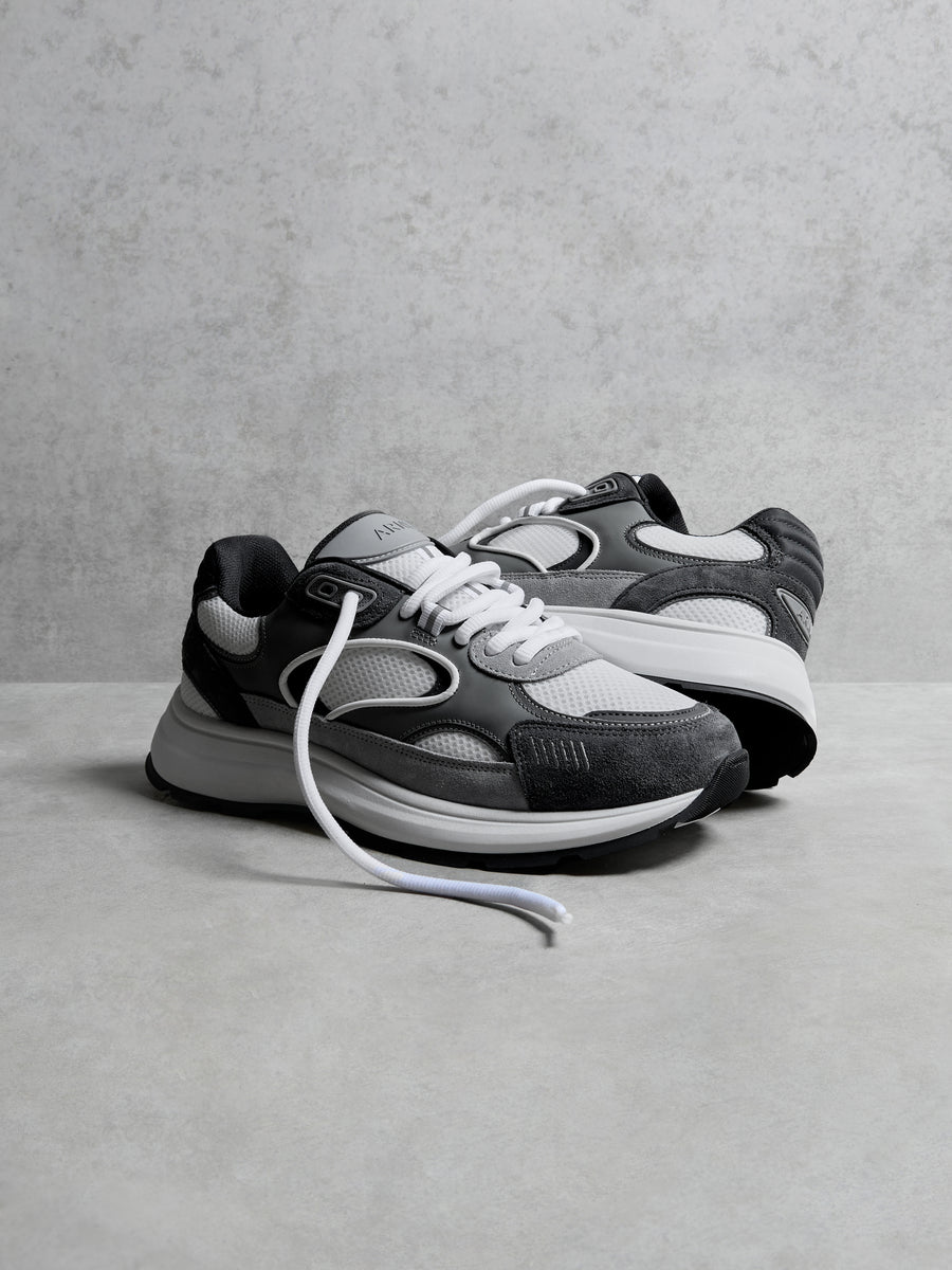 Circuit Trainer in White Grey | ARNE UK