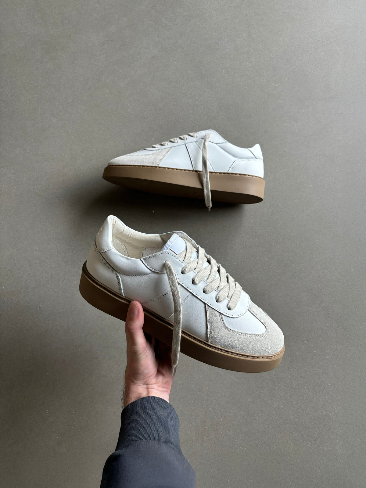 Classic Court Trainer in White Gum | ARNE AU