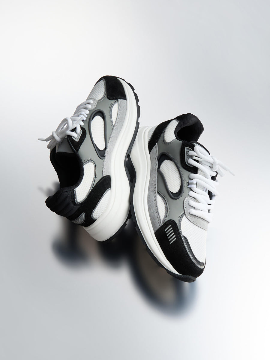 Circuit Trainer in White Black | ARNE UK