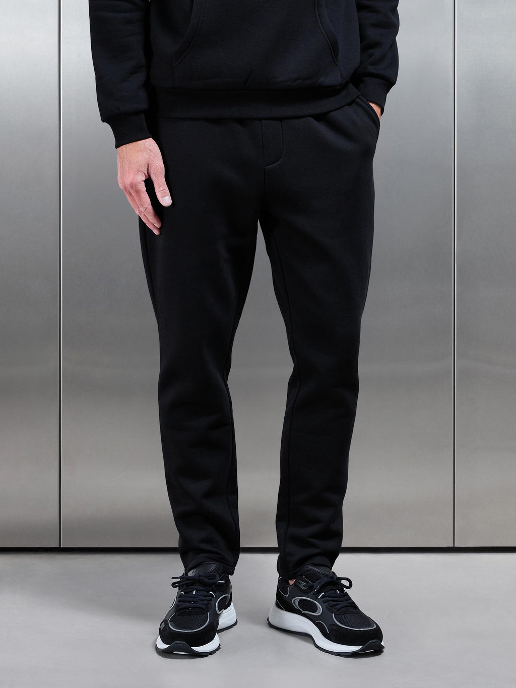 Essential Jogger in Black | ARNE UK