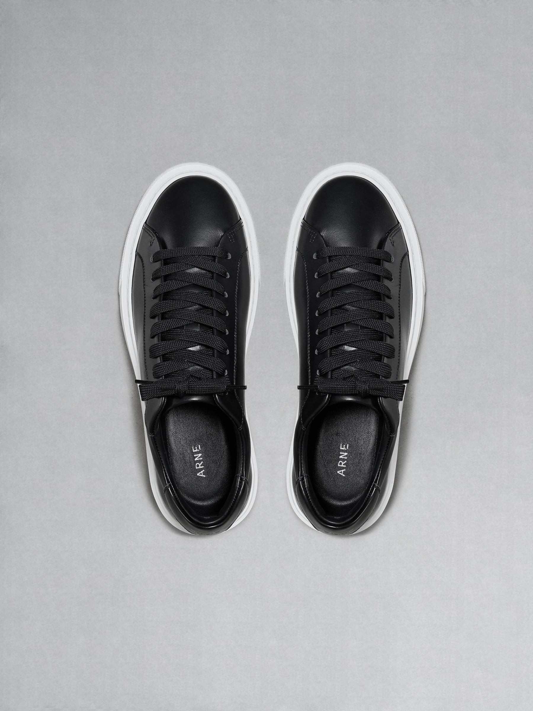 Essential Leather Trainer in Black | ARNE UK