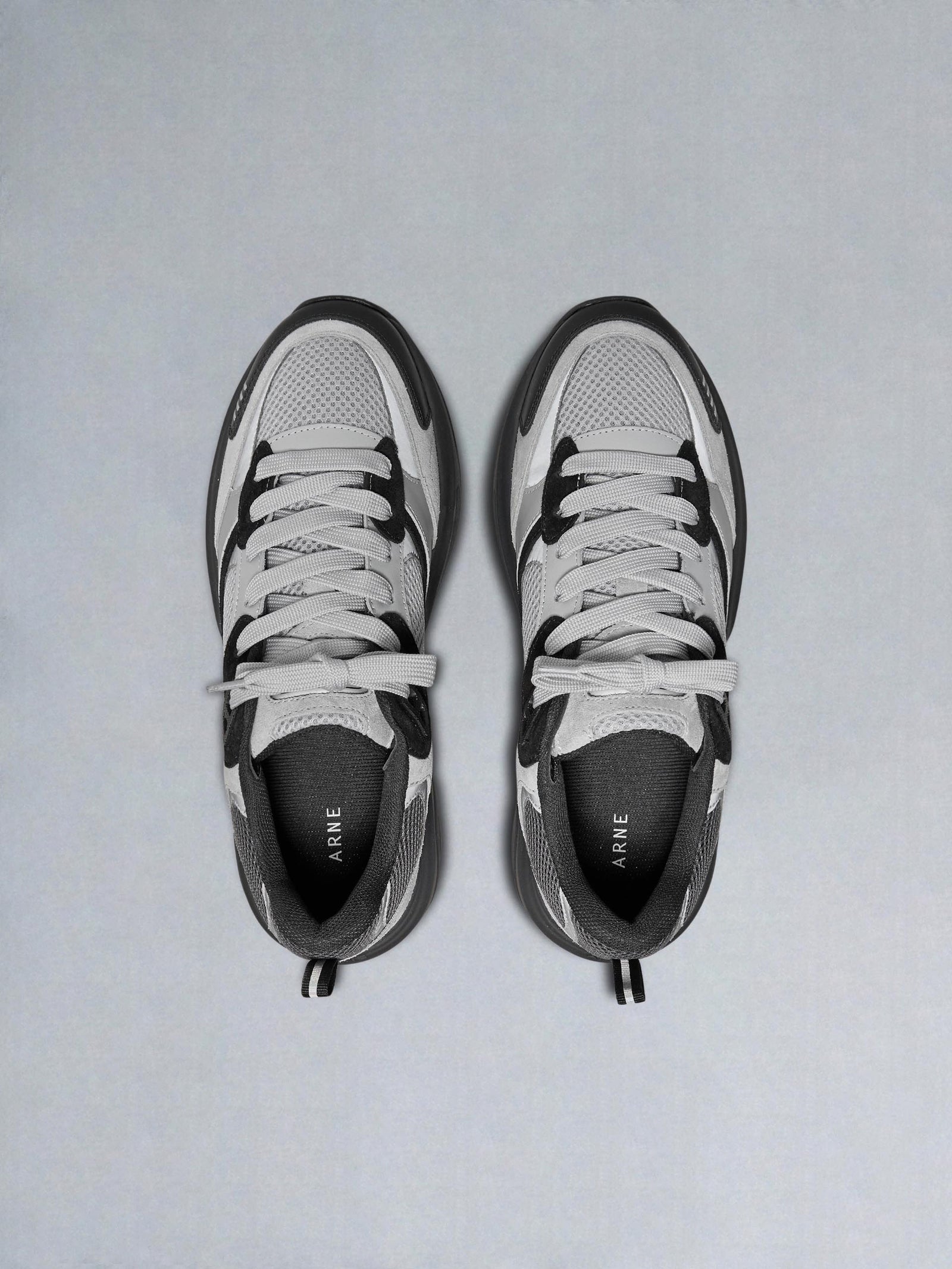Flow Runner in Midnight Grey | ARNE UK