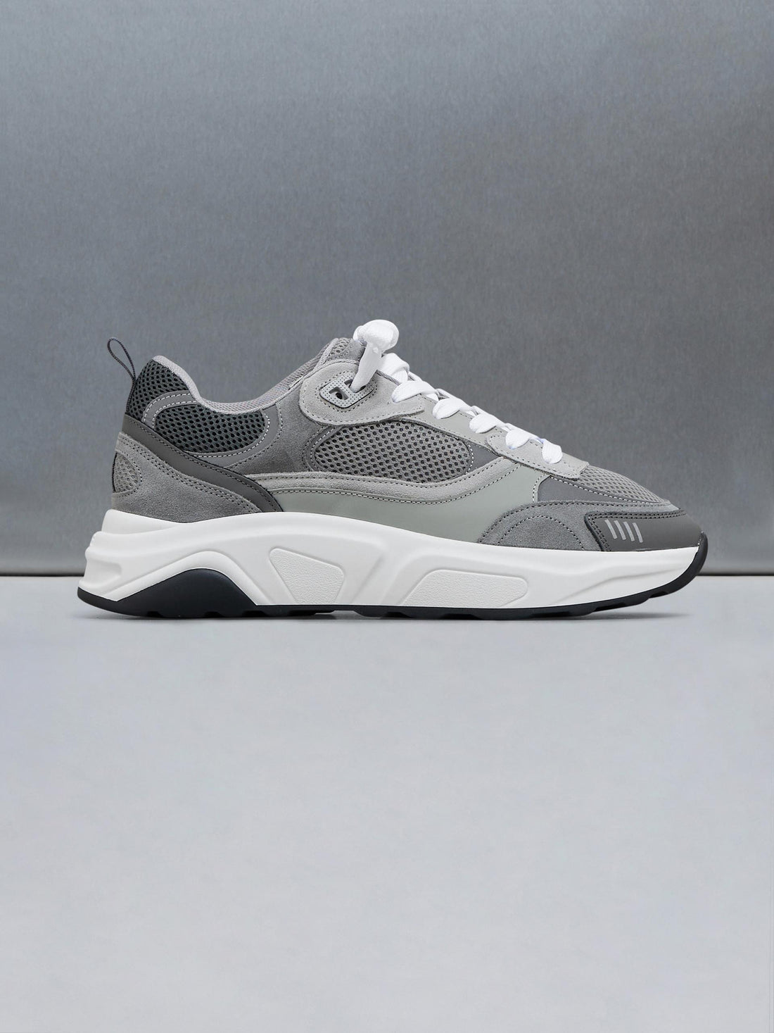 Flow Runner in Stone | ARNE UK