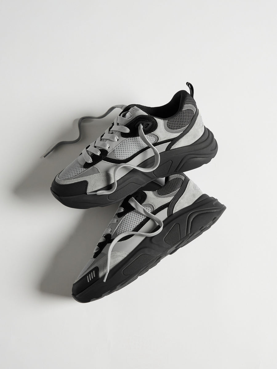 Flow Runner in Midnight Grey | ARNE UK