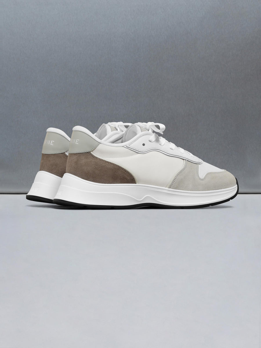 Hybrid Runner in White Stone | ARNE AU