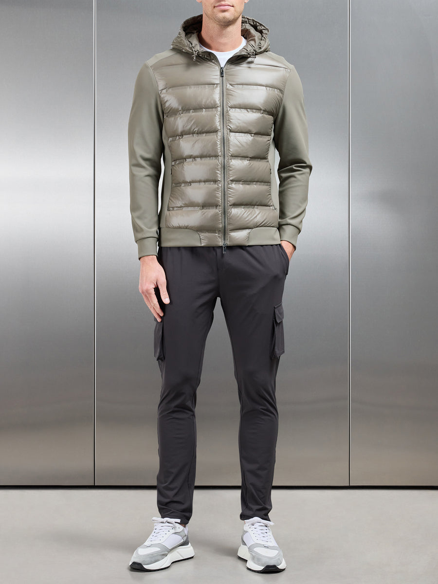 Hybrid Puffer Jacket in Olive ARNE
