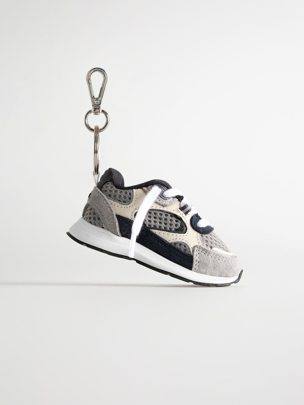 Circuit Trainer Keychain in Desert Grey | ARNE UK