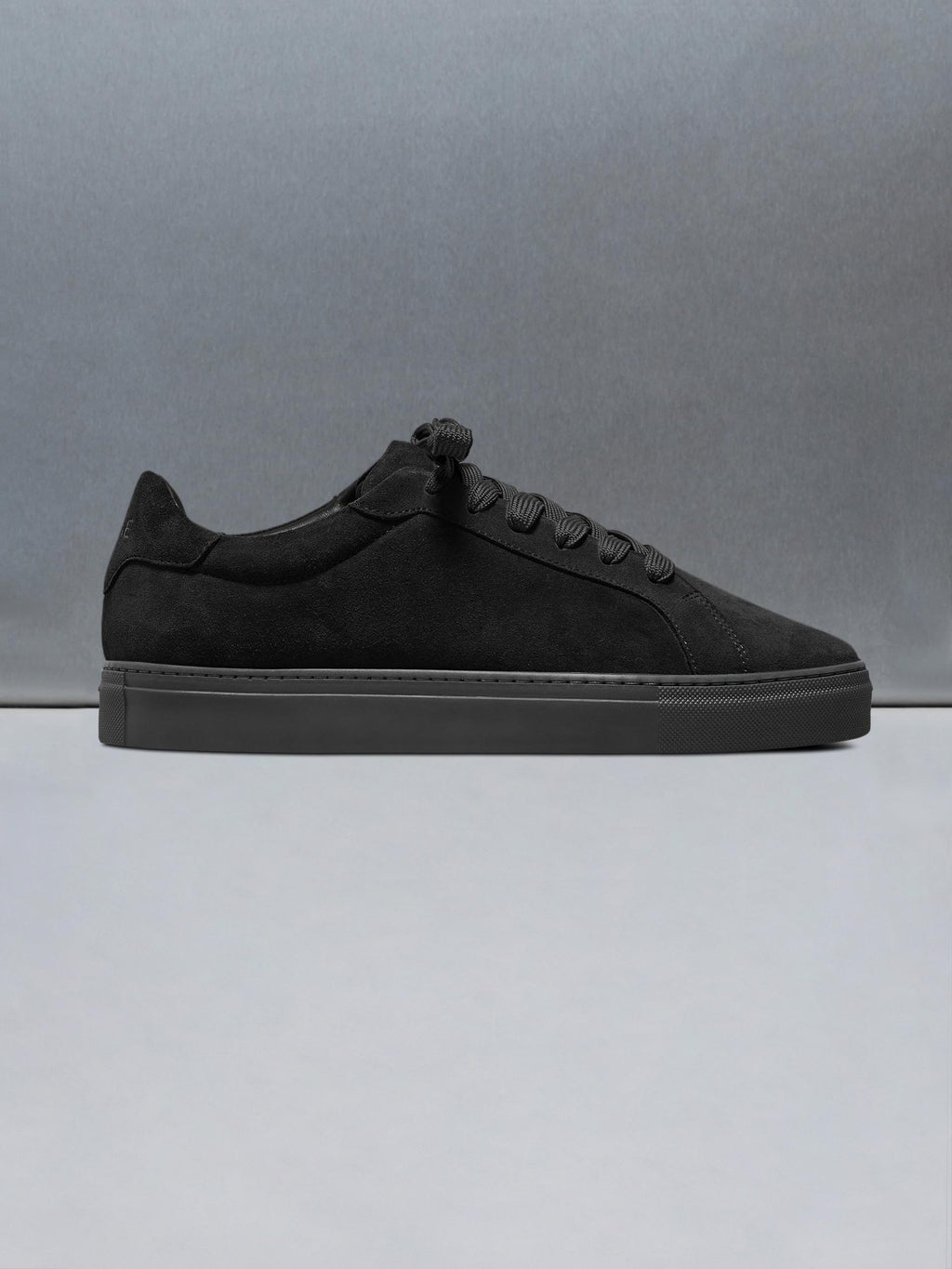 Low Essential Suede Trainer in Triple Black | ARNE UK