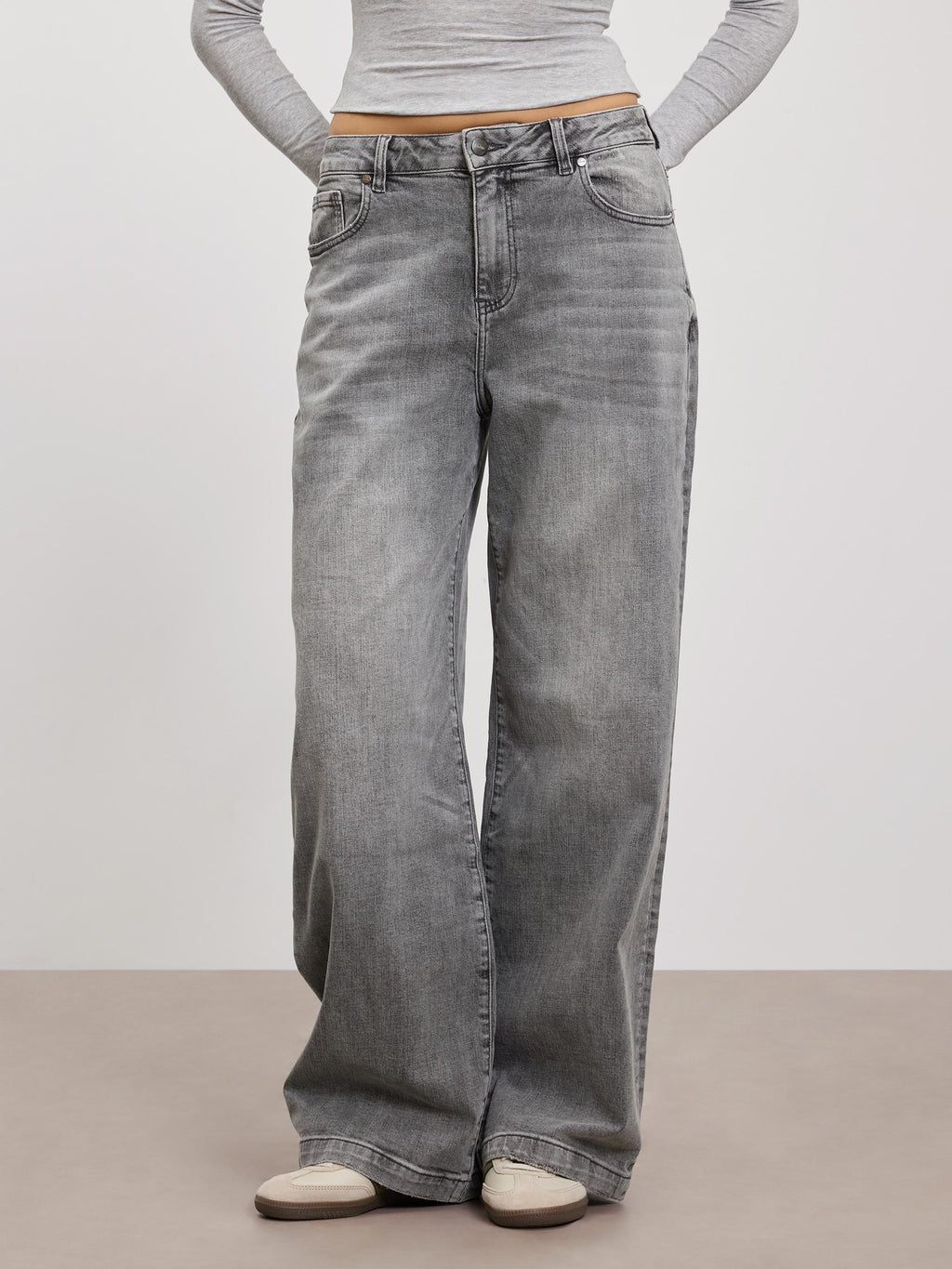 Womens Relaxed Fit Denim Jeans in Grey Wash | ARNE AU