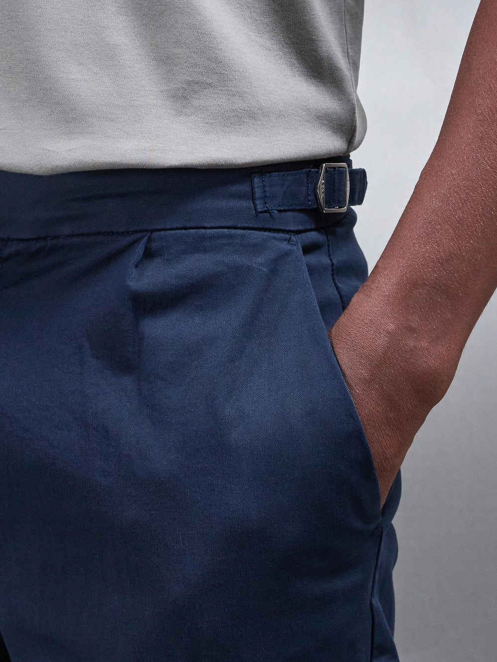 Tailored Side Adjuster Chino Trouser in Navy | ARNE UK