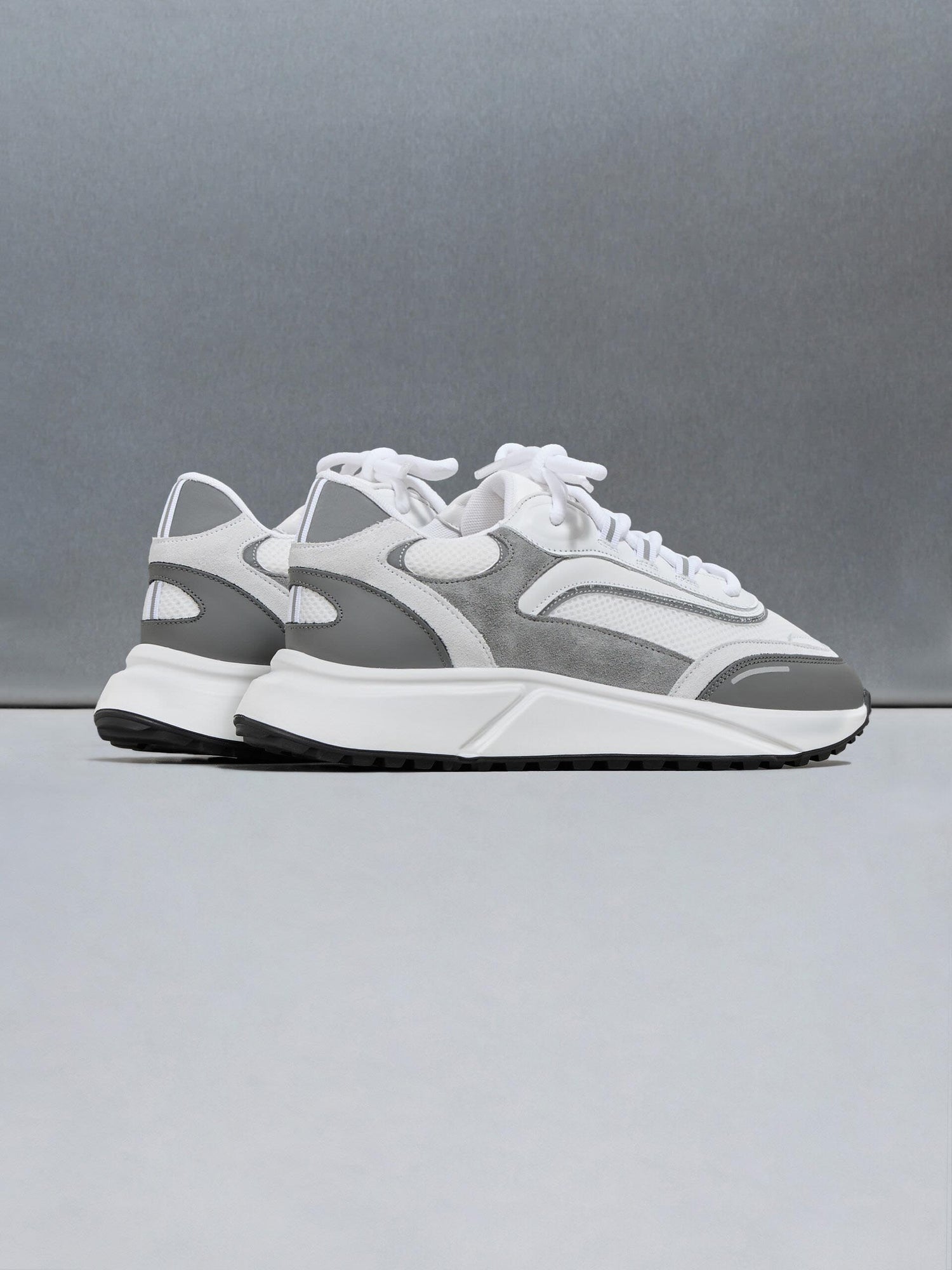 Technical Runner 2.0 in White Grey | ARNE UK