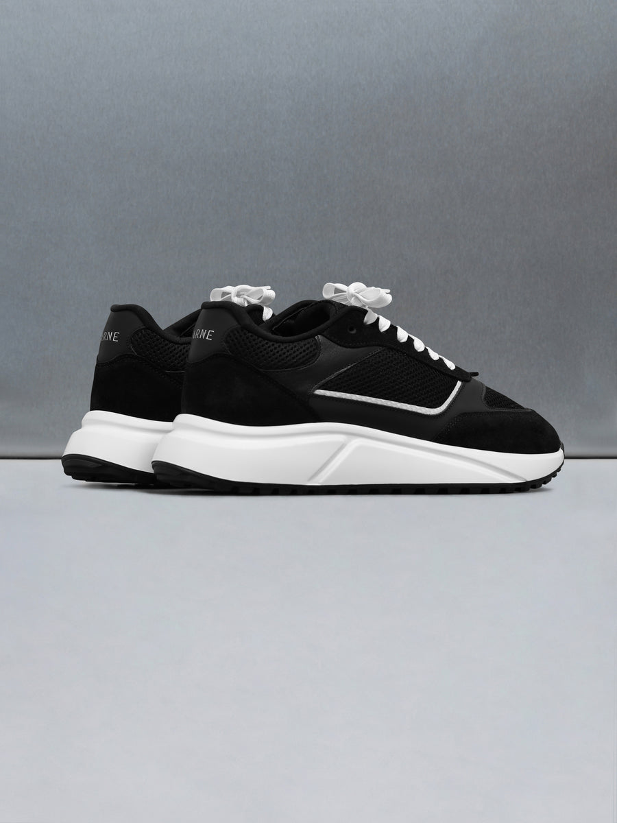 Technical Runner in Black 2.0 | ARNE UK