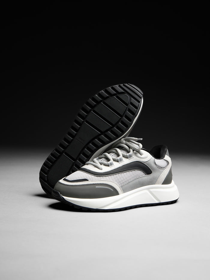 Technical Runner 2.0 in Grey Black | ARNE UK