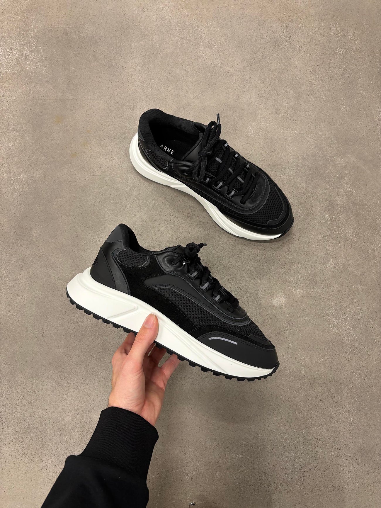 Technical Runner 2.0 in Midnight Black | ARNE UK